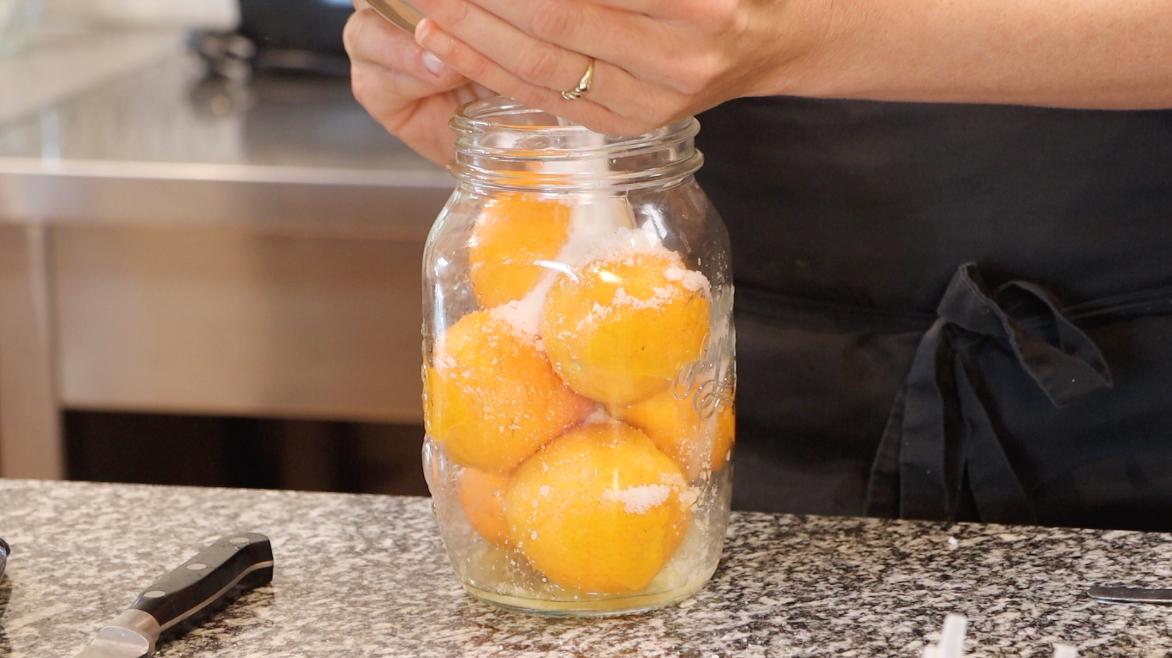 How to Make Fermented Oranges with Salt (Preserved Citrus Recipe ...