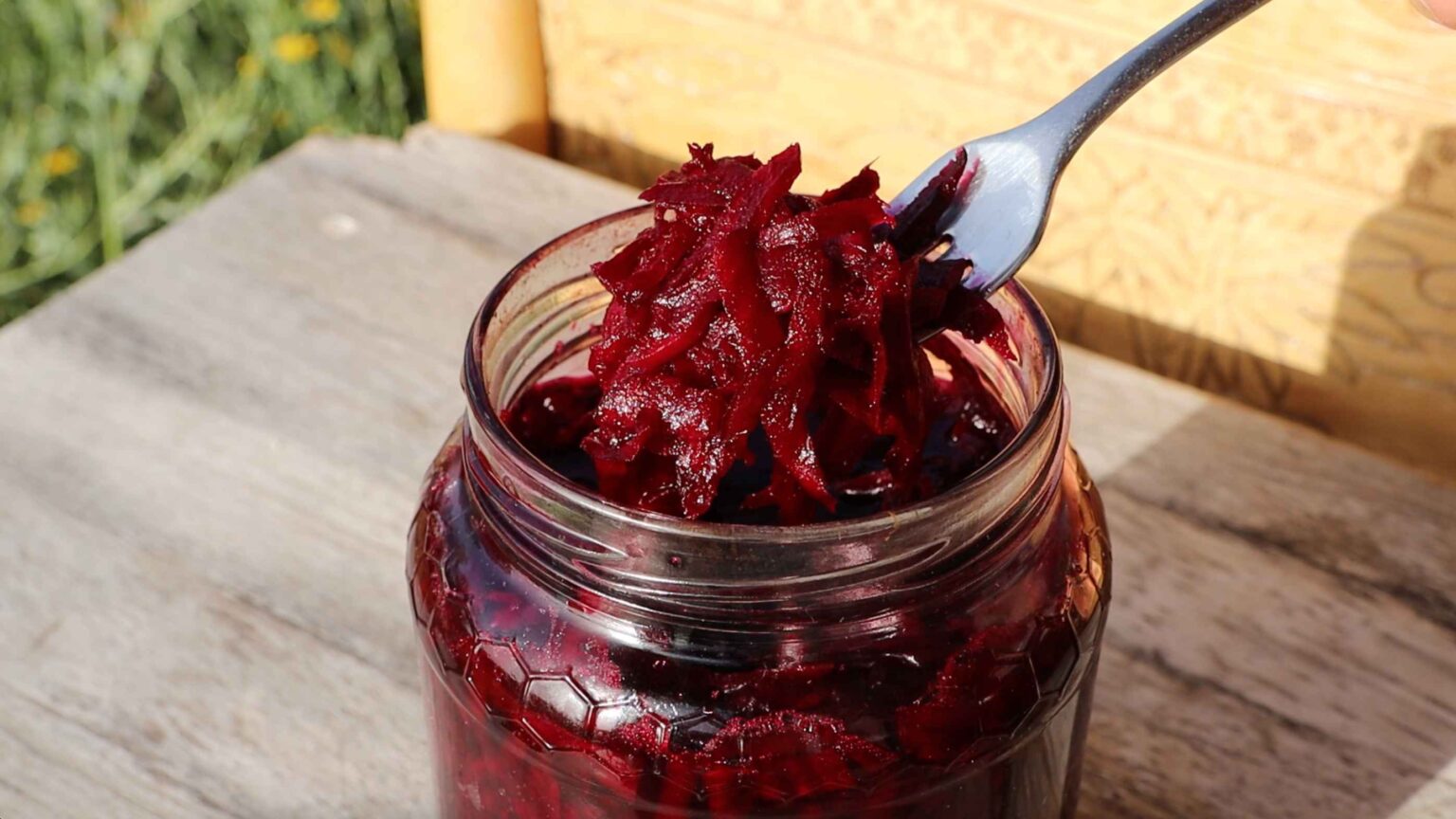 How to Make Fermented Beets for Gut Health and Flavor - thefarmingchefs